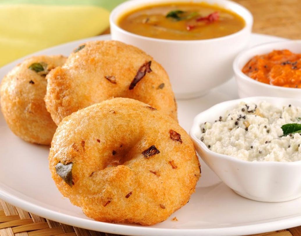 Vada | 10 Popular Types Of Vada Across India dgtl - Anandabazar