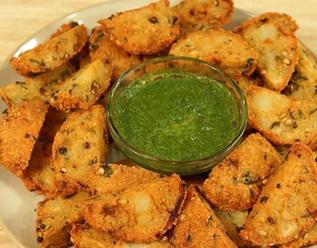 Vada | 10 Popular Types Of Vada Across India dgtl - Anandabazar