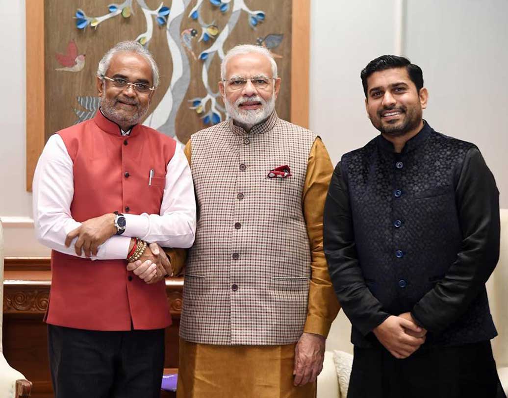 SAVJIBHAI DHOLAKIYA | Few lesser known facts about Surat based ...