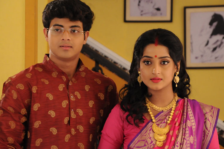 Debadrita Basu | Does Actress Debadrita Basu play football in real life ...