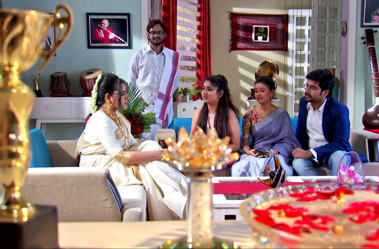 mousumi bilkis | Exclusive interview of actress Pallavi Sharma dgtl - Anandabazar