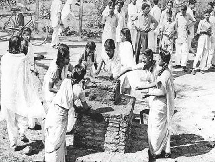 Bangladesh News | Historic 21 February Movement in Bangladesh on demand ...