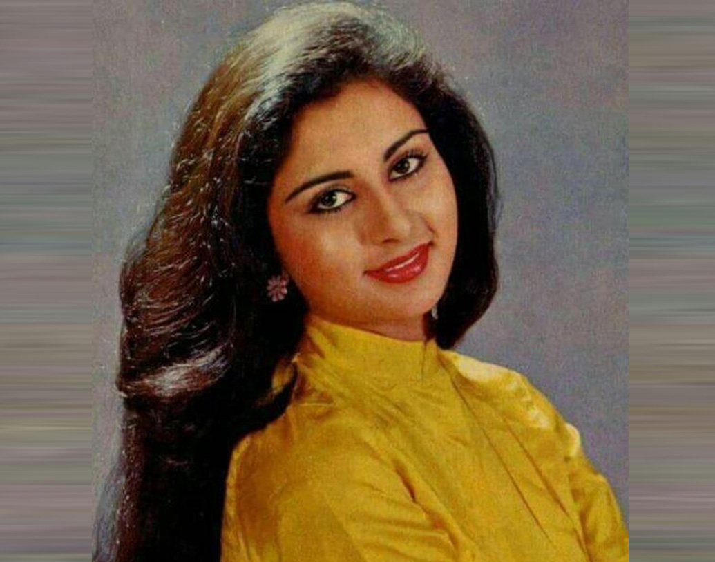 Poonam Dhillon | Do you remember Bollywood actress Poonam Dhillon dgtl ...
