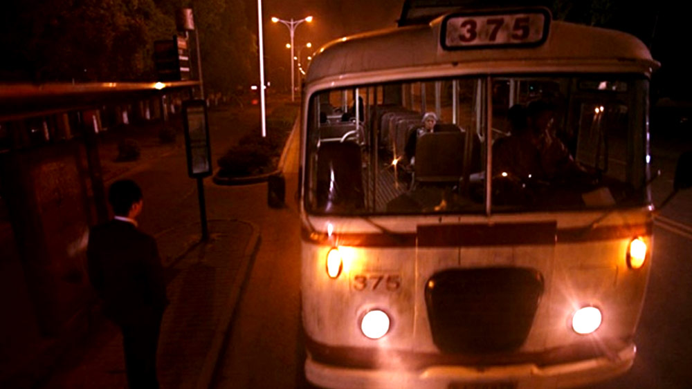 Mystery | The mystery of the final bus of route 375 in China dgtl ...