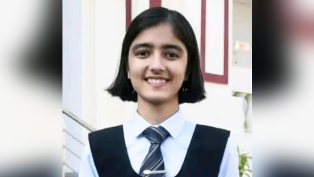 Shanan Dhaka | 19 year old Shanan Dhaka the Entrance topper of NDA’s ...