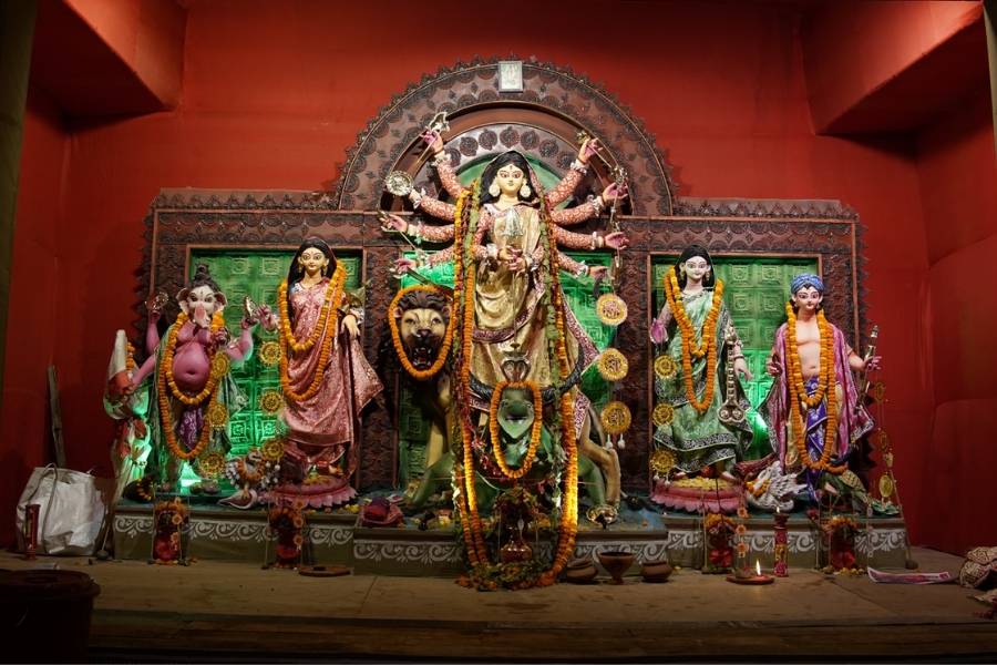 ananda utsav 2022 | Abasoner Singhasone 2022: The best Abason pujos of ...