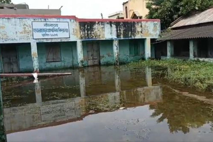 Water Logging at Schools | Schools of Kanksa suffer water logging due ...