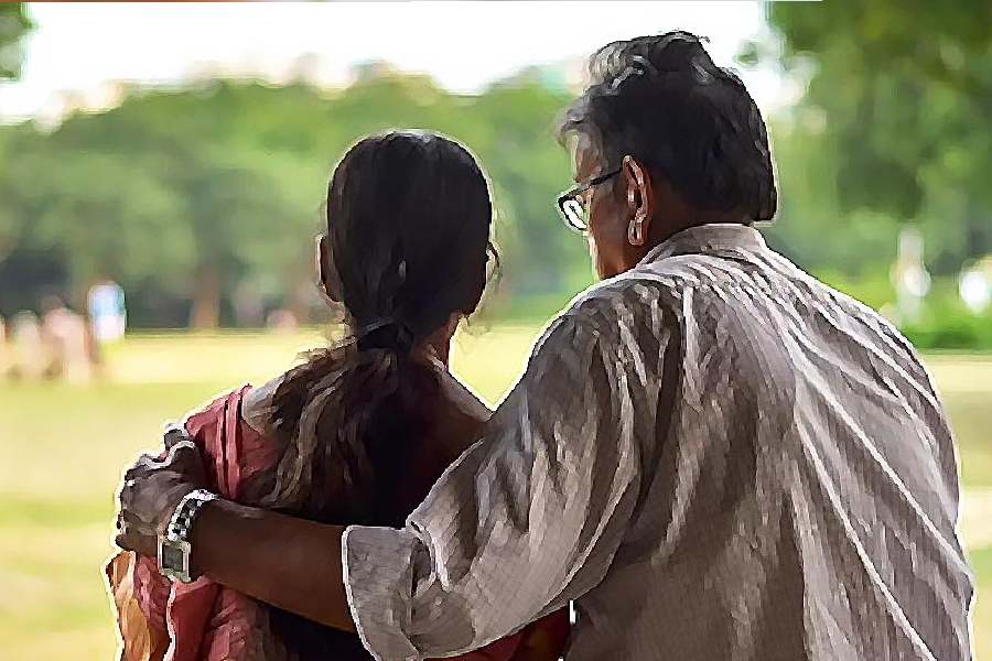 Triplets In MP 62 yr old Man Becomes Father Of Triplets At Madhya