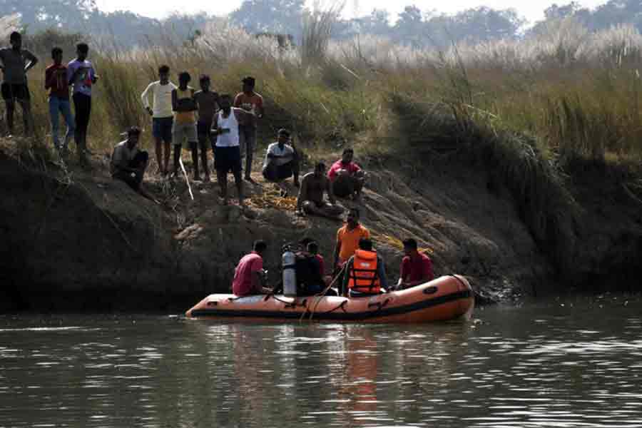 Ajay River Danger | Extraction of sand from Ajay river is leading to ...