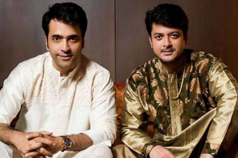 Indian Outfit Accessories Mens Accessories To Wear With Traditional Wear Like Dhoti And