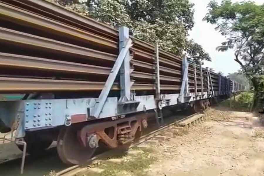 Krishnanagar Amghata railway | Wagon started running again at ...