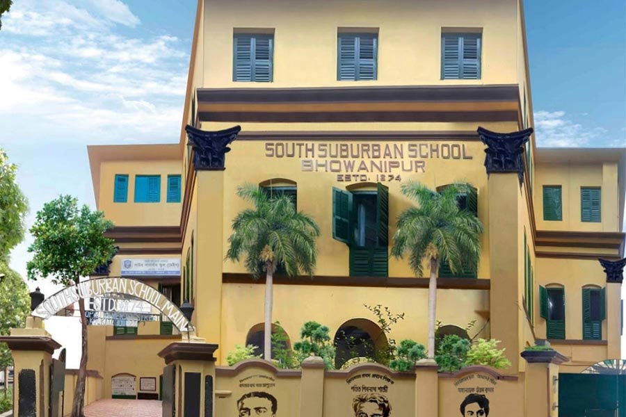 Kolkata Karcha | 150 years of South Suburban School of Bhowanipur ...