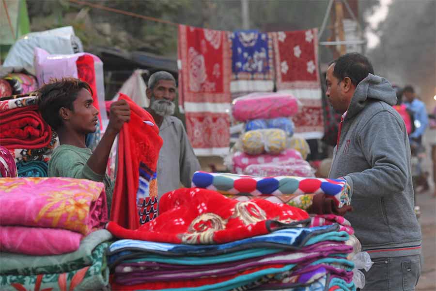 Winter at Birbhum | Sale of Woolen clothes increased at Suri after ...
