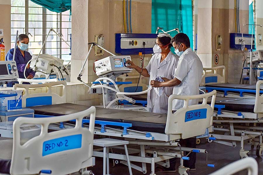 Union Health Ministry Guideline | Hospitals cannot admit patients in ...