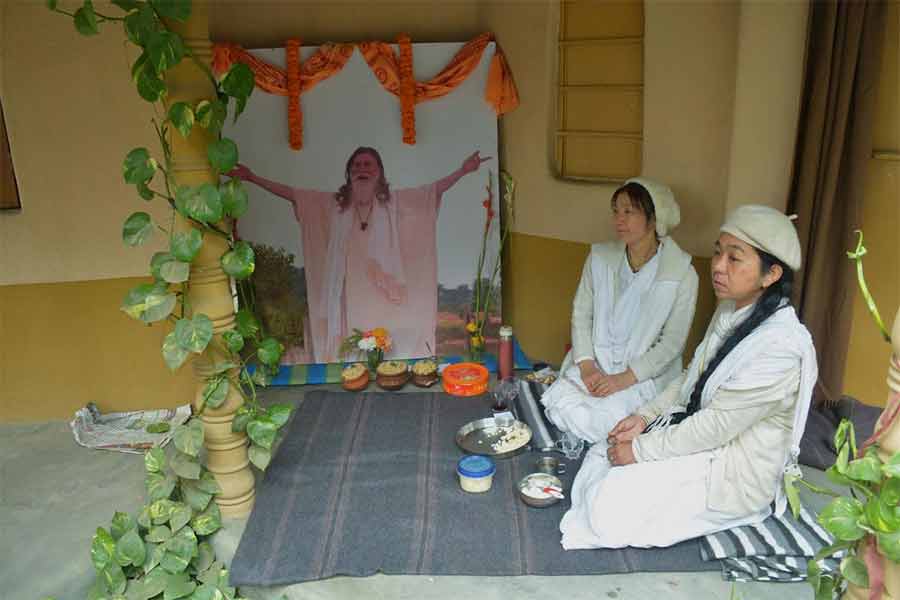 Joydev Fair | Followers of Baul Singer Sadhan Das Bairagya remembered him with baul song at ...