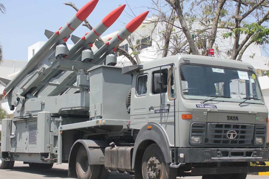 Pinaka Multi Barrel Rocket Launcher | Pinaka Multi Barrel Rocket ...