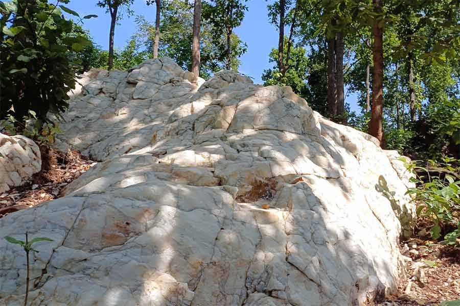 Quartzite Hills | Local Residents demand preservation of Quartzite ...