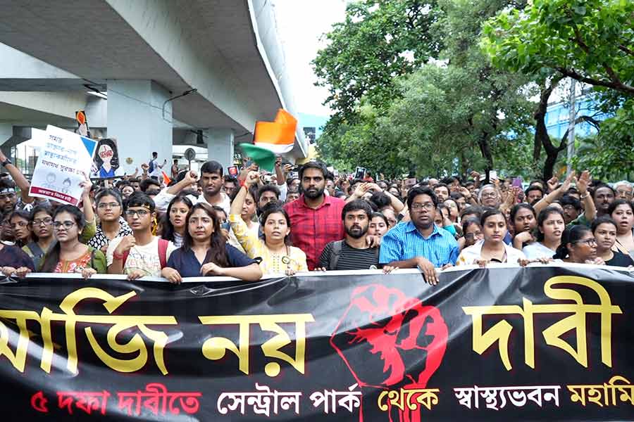 RG Kar Protest | Protesting Doctors Look Forward to the Supeme Court ...