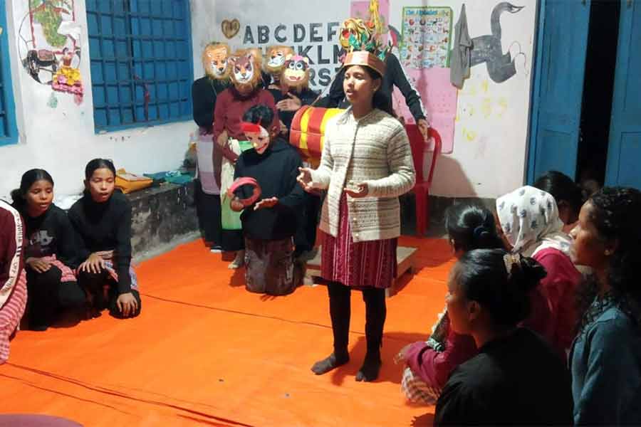 Theatre Workshop at Tea gardens | Theatre Workshop at Tea gardens of ...