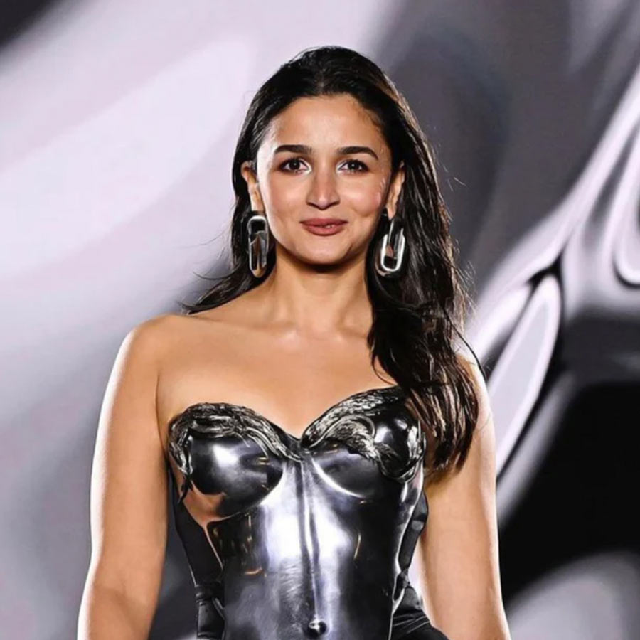 Alia Bhatt | Alia Bhatt Gave 50 lakhs to her Domestic help to purchase Houses dgtl - Anandabazar