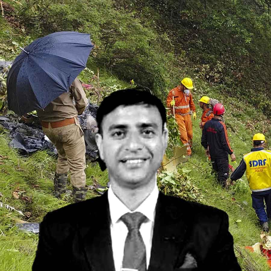 Kedarnath Helicopter Crash | Pilot Rajveer Singh Chauhan who died in the Kedarnath chopper crash ...