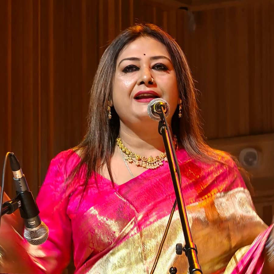 Riddhi Banerjee Interview | Exclusive Interview of Riddhi Banerjee ...