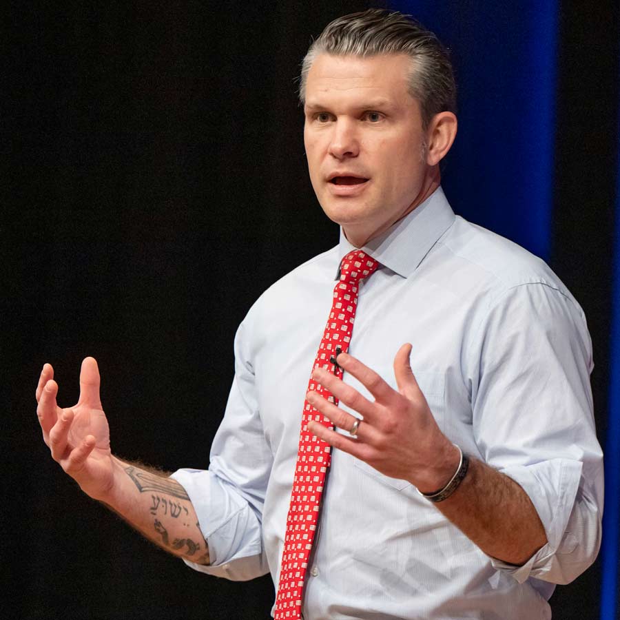 Pete Hegseth Chaos in US | US war secretary Pete Hegseth gives order ...