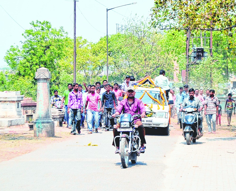 Nail bomb gang leader identified - Telegraph India