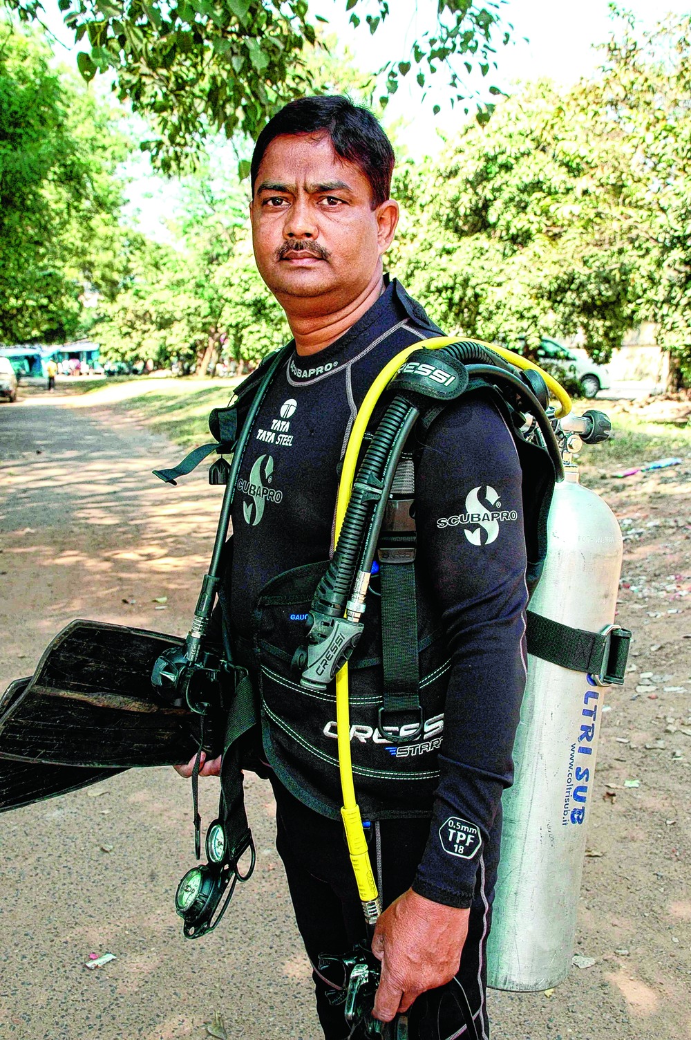 Underwater hero rises to challenge - Telegraph India