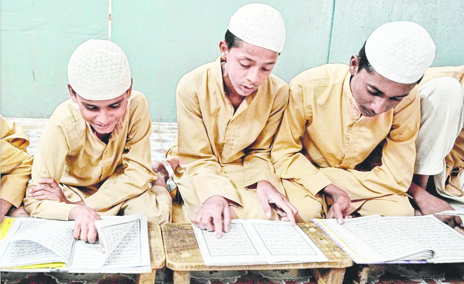 Course whip to madarsas - Telegraph India