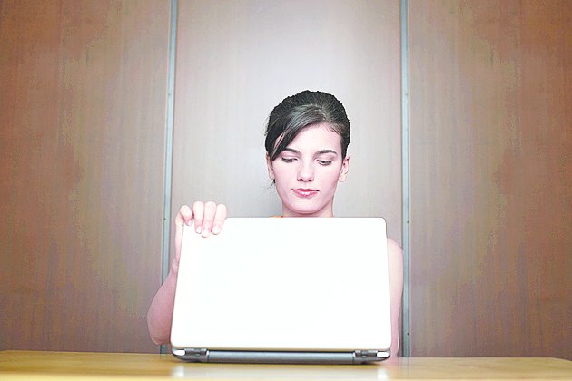 Facebook break - Telegraph India