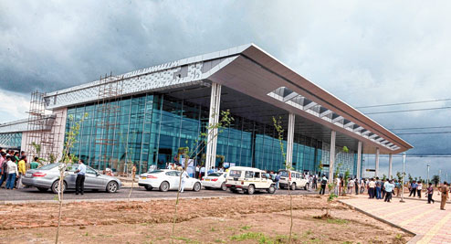 Airport tower heat on police - Telegraph India