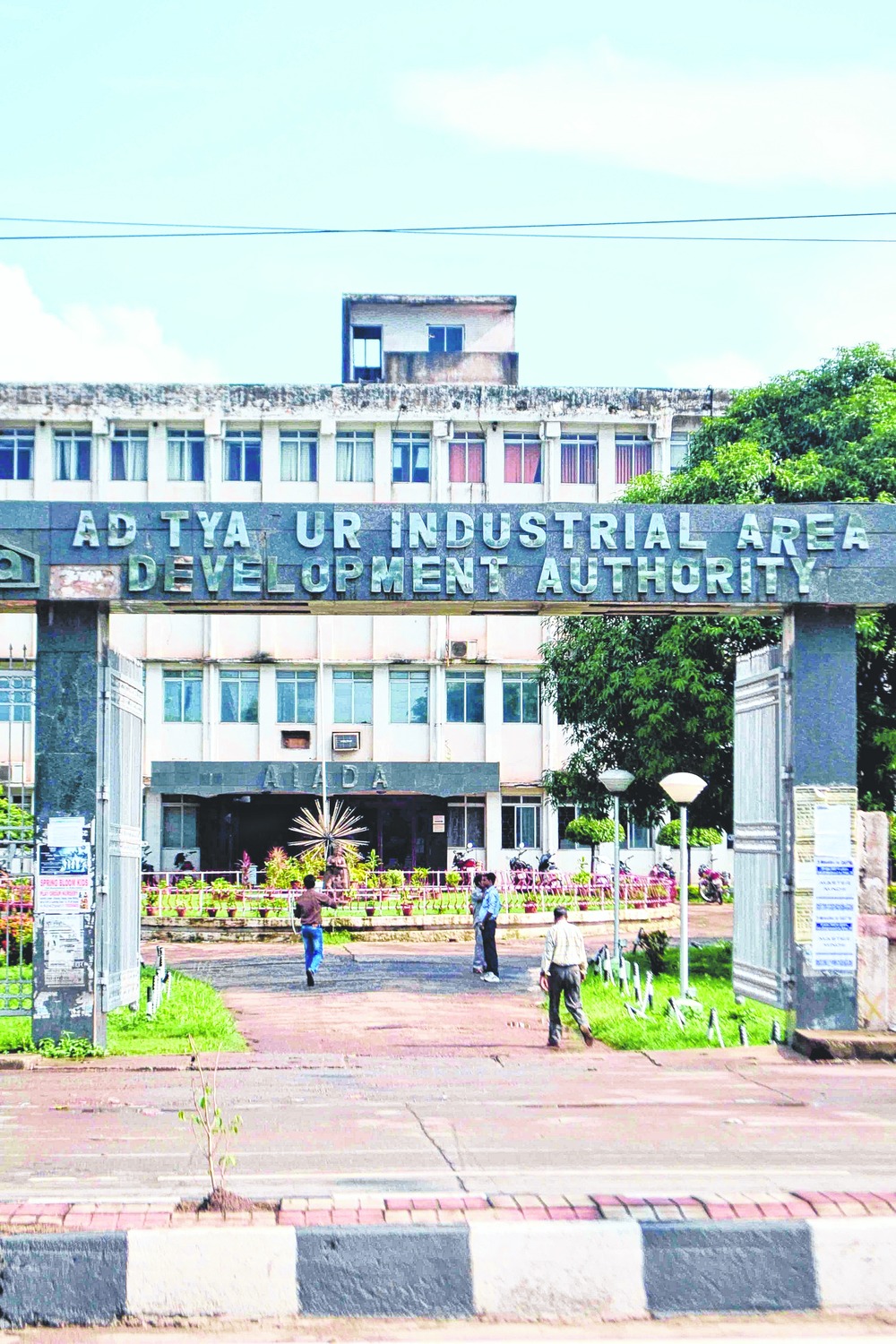Row over plots in Adityapur - Telegraph India