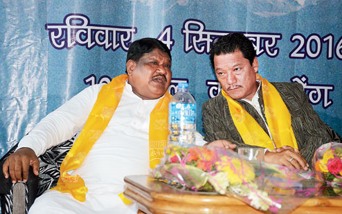 Central minister assures on tribal tag - Telegraph India