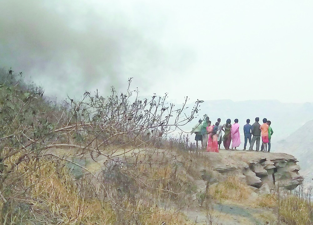 Smoke alert in coal hub - Telegraph India