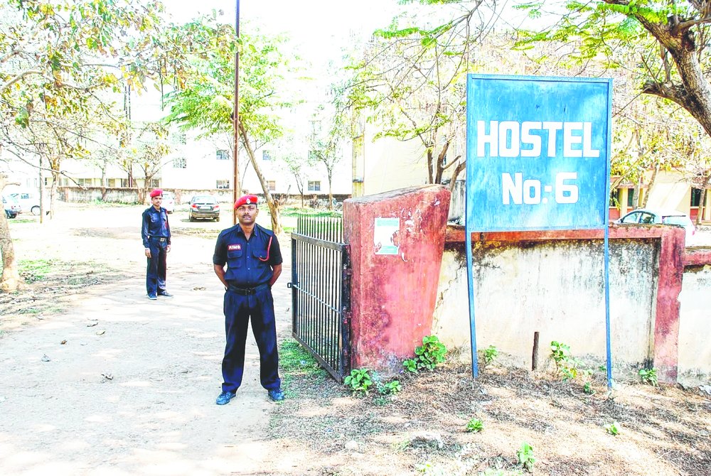 RIMS bullies say sorry - Telegraph India