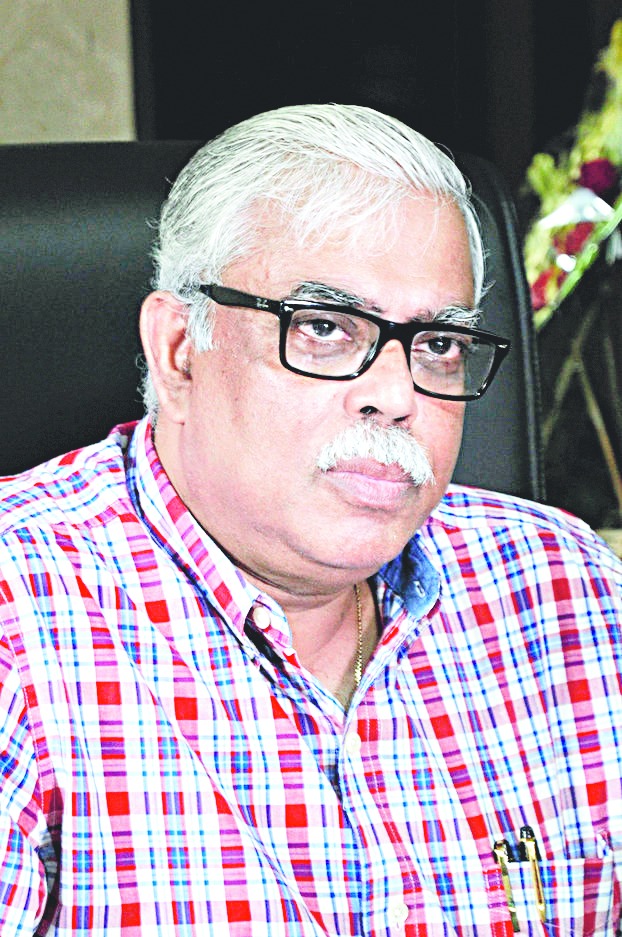 Protest forces Marjit to take police jeep - Telegraph India