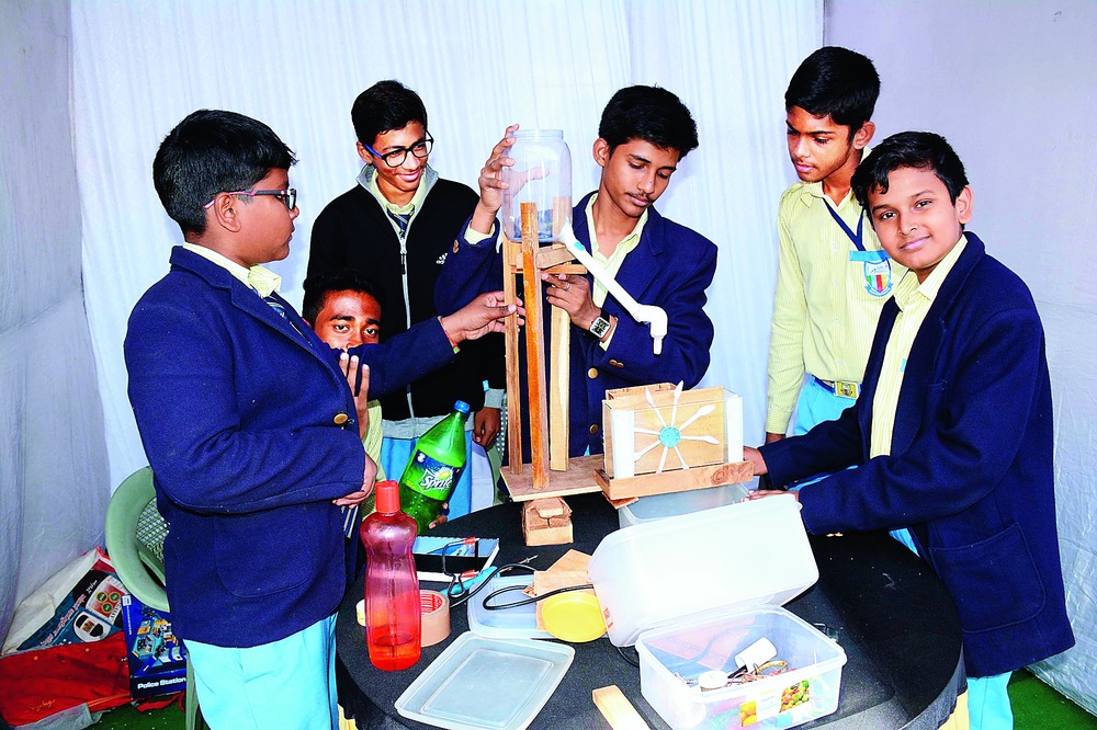 Creative recycling at science meet - Telegraph India