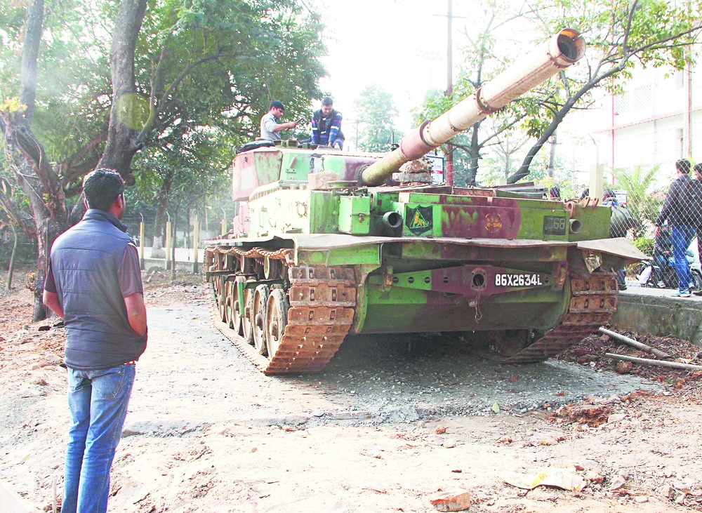 Status quo at ancient tank - Telegraph India