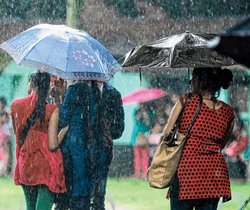 Trigger for moderate rain - Telegraph India