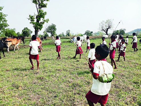 Cattle class reply to govt school mergers in state - Telegraph India