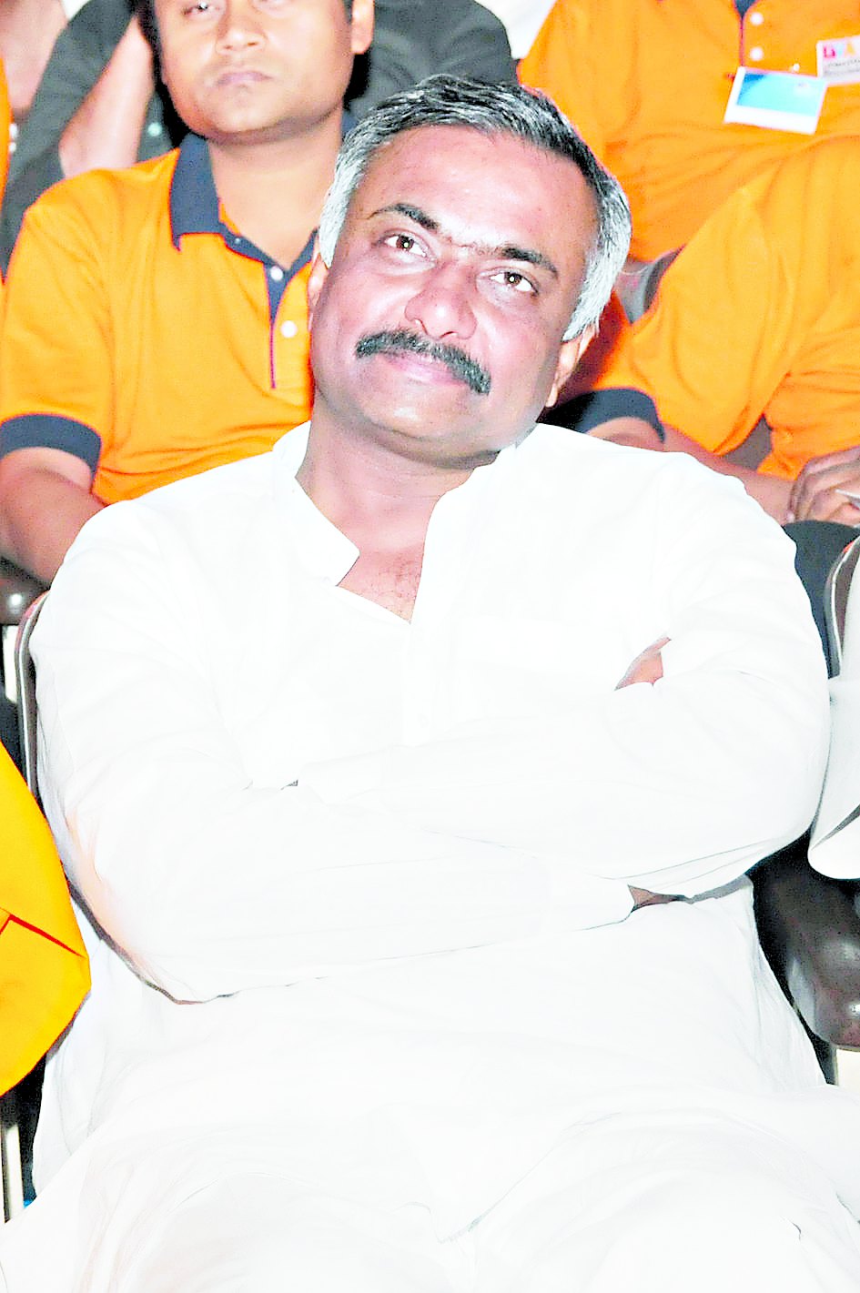 Poster punch-up in BJP - Telegraph India