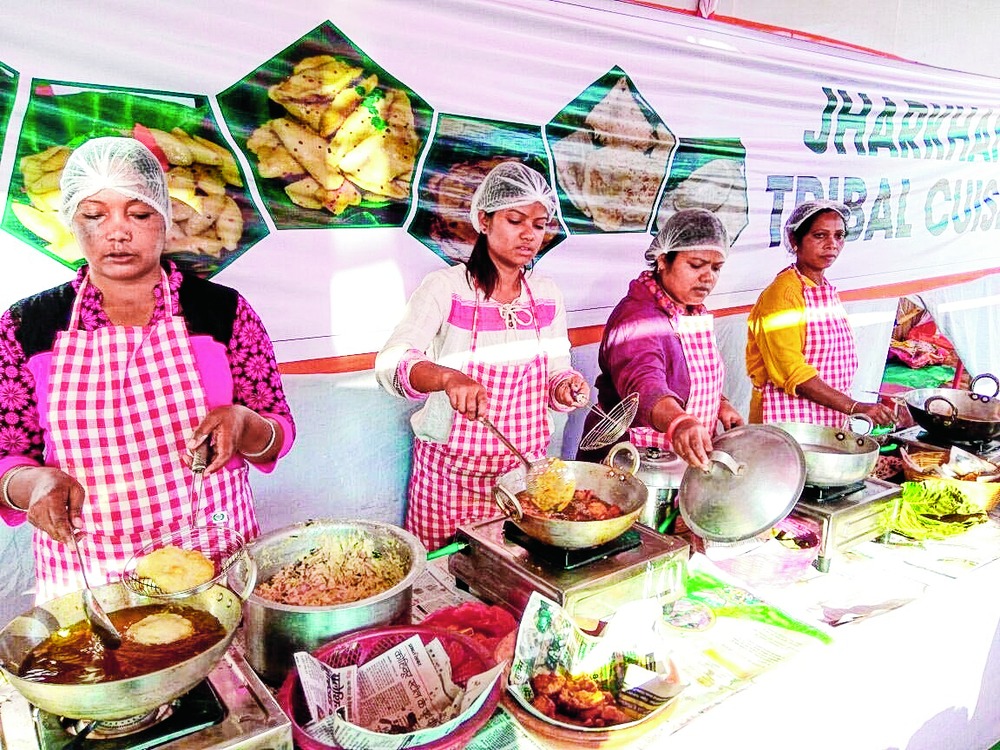 Tribal feast at state birthday bash - Telegraph India