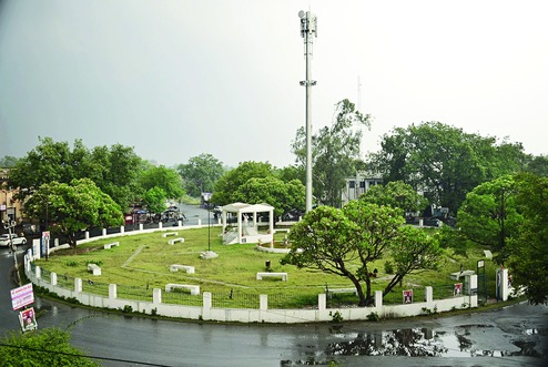 Sindri dips into nostalgia ahead of urea plant revival - Telegraph India