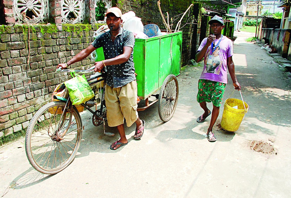 Dhanbad declares war on garbage - Telegraph India