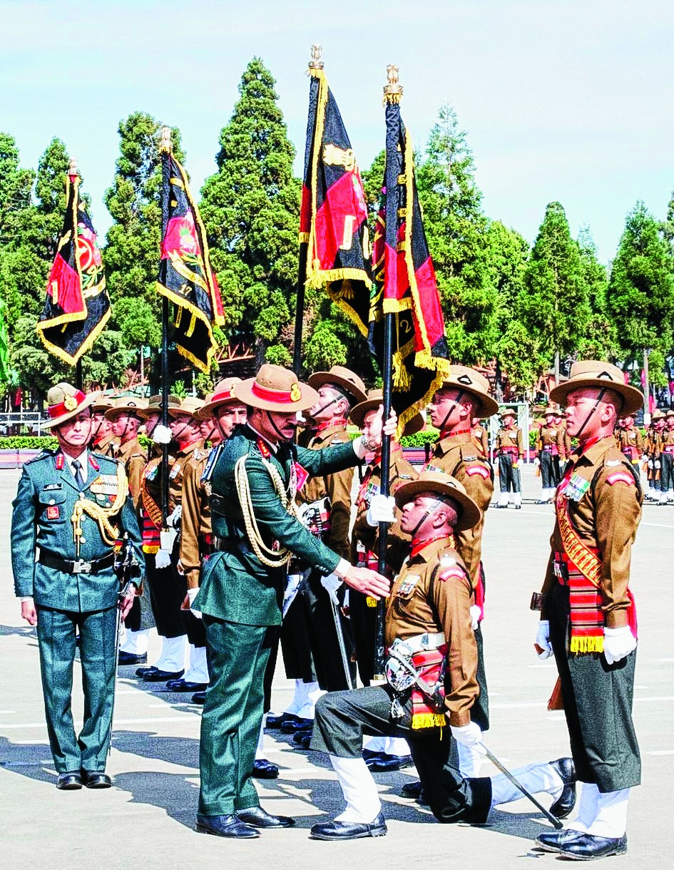 Army chief urges soldiers to keep promise - Telegraph India