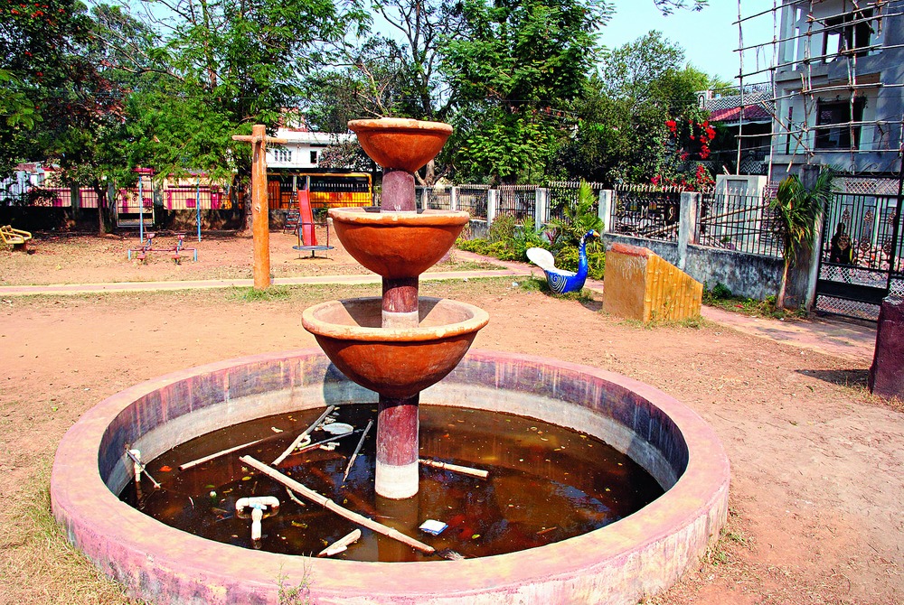 People bicker, Harmu park bears the brunt - Telegraph India People bicker, Harmu park bears the brunt - Telegraph India