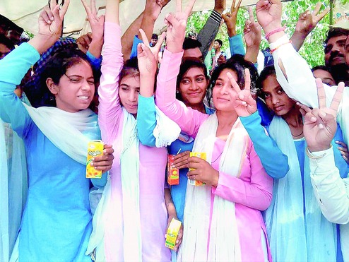 School upgraded after girls protest - Telegraph India