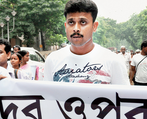 Riz family skips protest rally - Telegraph India