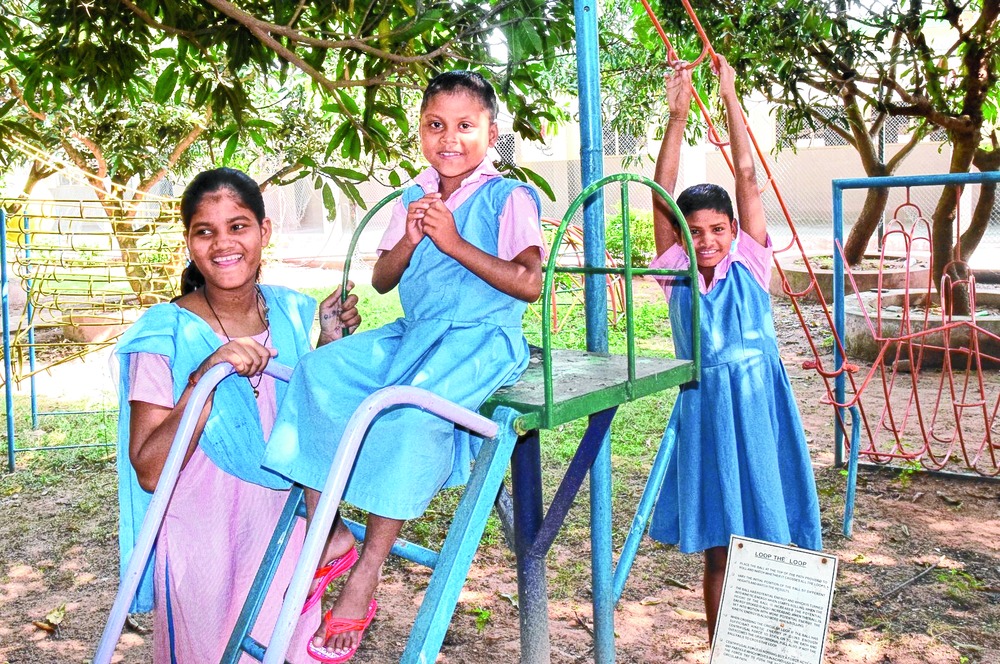 Second homecoming for Daana kids - Telegraph India